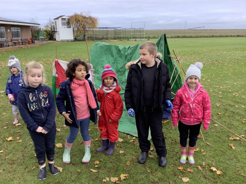 Class 2 - Den Building | Goldsborough CE Primary School